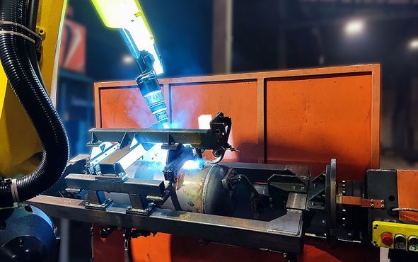 Robotic Welding Compressor Tank. Project by Nordica Sterling Robotics